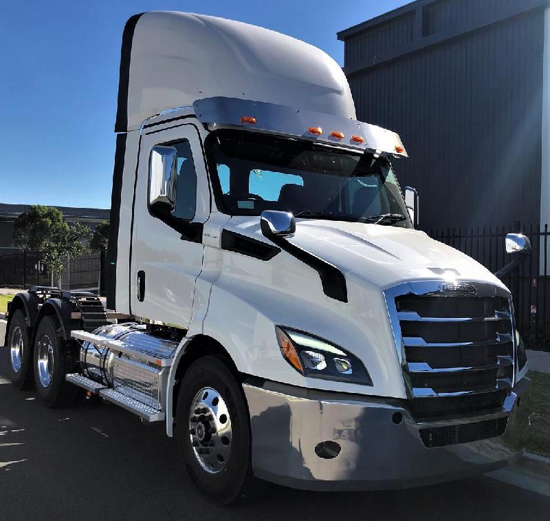 New, Demo & Used Trucks for Sale Somerton | Daimler Trucks Somerton - New