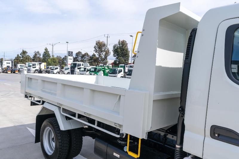 2024 Fuso Canter 815 Wide WIDE CAB TIPPER MANUAL | Daimler Trucks Adelaide